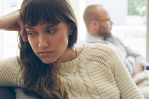 The Warning Signs: Identifying the Stages of a Dying Marriage - The ...